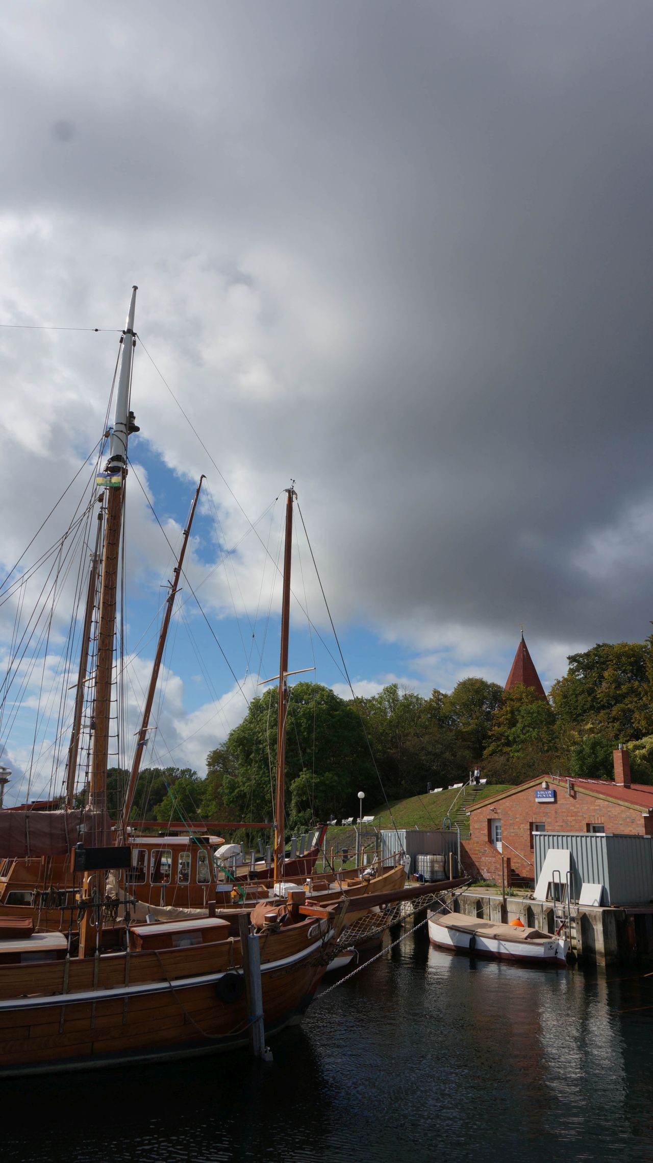 werft und wall – leise und laut